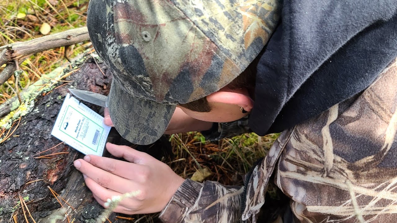 VIDEO: 12-Year-Old Harvests His First Ever Buck During Hunting Trip ...